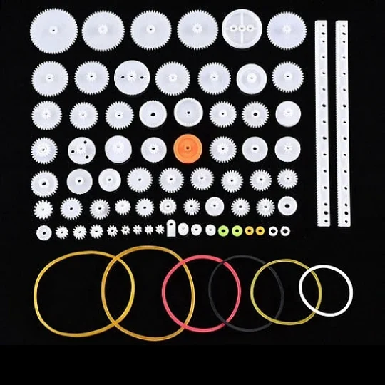 Plastic Gear Package – 75 Kinds – Nerdshed